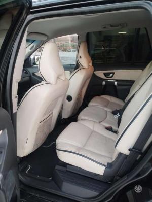 Melns Volvo XC90 2010 Viļņa, ar dzinēja tilpumu 2.40 L un nobraukumu 202 tūkst. km par 8900 €, foto 22 vietnē AUTOMOTO.COM.LV