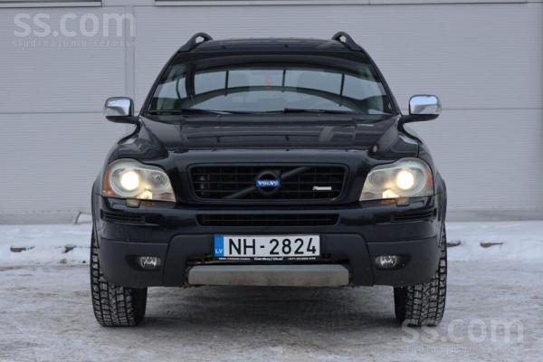 Melns Volvo XC90 2010 Rīga, ar dzinēja tilpumu 2.40 L un nobraukumu 0 tūkst. km par 7795 €, foto 2 vietnē AUTOMOTO.COM.LV