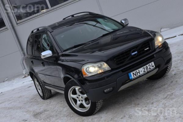 Melns Volvo XC90 2010 Rīga, ar dzinēja tilpumu 2.40 L un nobraukumu 0 tūkst. km par 7795 €, foto 4 vietnē AUTOMOTO.COM.LV