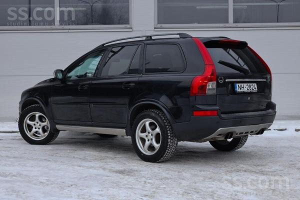 Melns Volvo XC90 2010 Rīga, ar dzinēja tilpumu 2.40 L un nobraukumu 0 tūkst. km par 7795 €, foto 5 vietnē AUTOMOTO.COM.LV