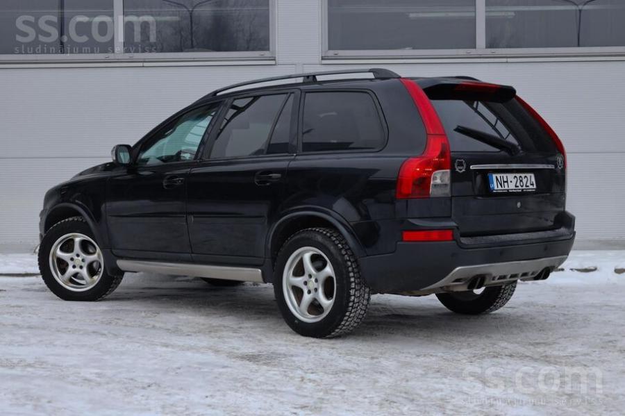 Black Volvo XC90 2010 in Riga, with an engine capacity of 2.40 L and mileage of 0 thousand km for 7795 €, photo 5 on AUTOMOTO.COM.LV