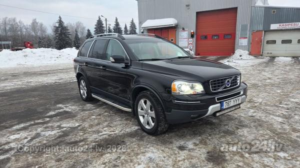 Melns Volvo XC90 2010 Tallina, ar dzinēja tilpumu 3.20 L un nobraukumu 285 tūkst. km par 10500 €, foto 5 vietnē AUTOMOTO.COM.LV