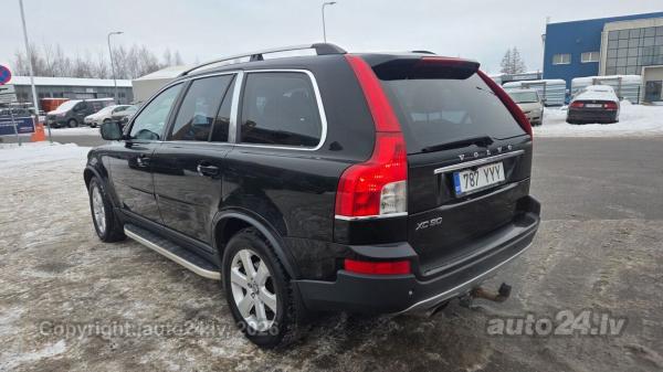 Melns Volvo XC90 2010 Tallina, ar dzinēja tilpumu 3.20 L un nobraukumu 285 tūkst. km par 10500 €, foto 9 vietnē AUTOMOTO.COM.LV