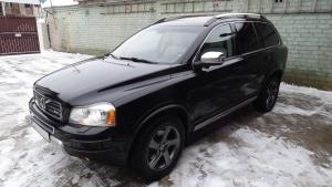 Black Volvo XC90 2010 in Joniskis, with an engine capacity of 2.40 L and mileage of 275 thousand km for 7777 €, photo 5 on AUTOMOTO.COM.LV