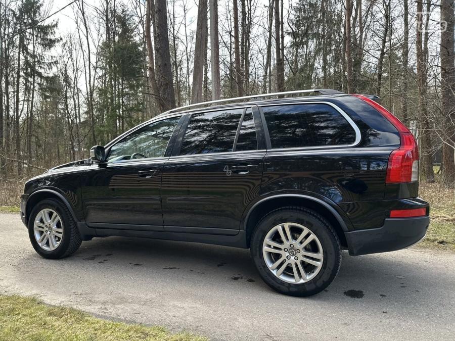 Melns Volvo XC90 2010 Viļņa, ar dzinēja tilpumu 2.40 L un nobraukumu 212 tūkst. km par 9850 €, foto 3 vietnē AUTOMOTO.COM.LV