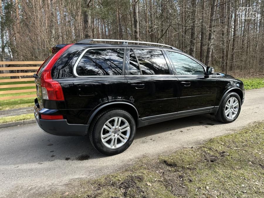 Melns Volvo XC90 2010 Viļņa, ar dzinēja tilpumu 2.40 L un nobraukumu 212 tūkst. km par 9850 €, foto 4 vietnē AUTOMOTO.COM.LV