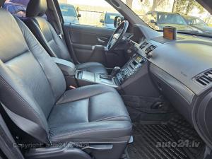 Melns Volvo XC90 2010 Tartu, ar dzinēja tilpumu 2.40 L un nobraukumu 237 tūkst. km par 7490 €, foto 13 vietnē AUTOMOTO.COM.LV
