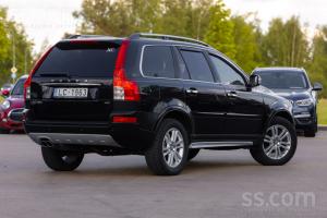 Melns Volvo XC90 2010 Jelgava, ar dzinēja tilpumu 2.40 L un nobraukumu 0 tūkst. km par 7490 €, foto 5 vietnē AUTOMOTO.COM.LV