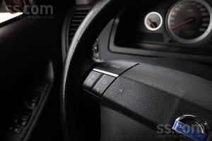 Melns Volvo XC90 2010 Jelgava, ar dzinēja tilpumu 2.40 L un nobraukumu 0 tūkst. km par 7490 €, foto 17 vietnē AUTOMOTO.COM.LV