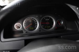 Melns Volvo XC90 2010 Jelgava, ar dzinēja tilpumu 2.40 L un nobraukumu 0 tūkst. km par 7490 €, foto 23 vietnē AUTOMOTO.COM.LV