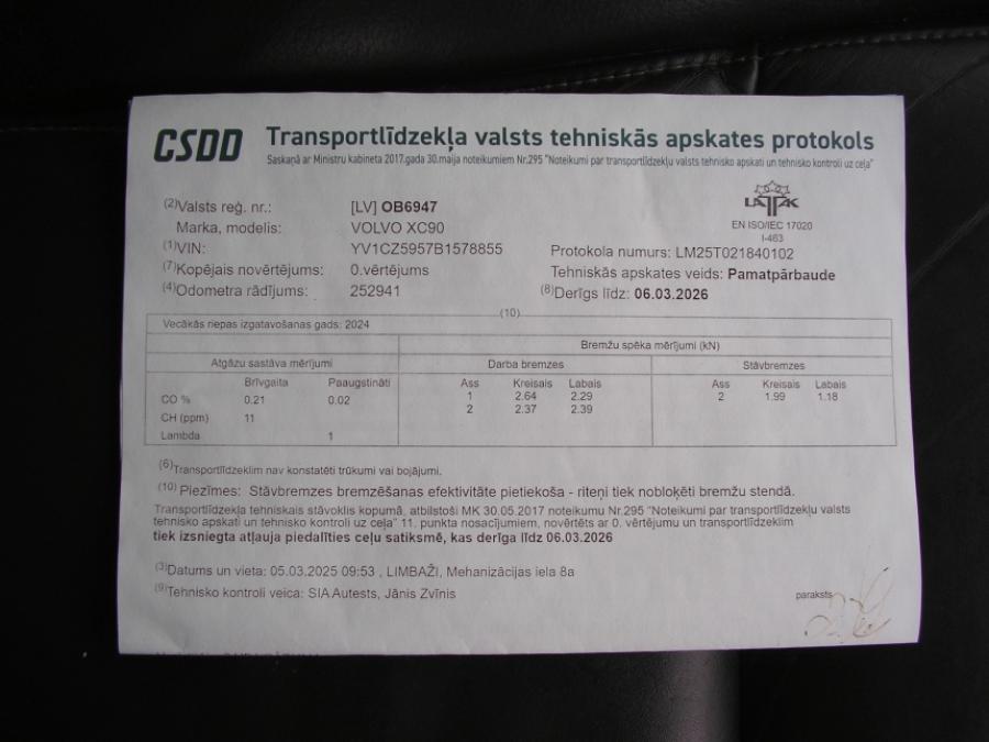 Melns Volvo XC90 2010 Rīga, ar dzinēja tilpumu 2.50 L un nobraukumu 252 tūkst. km par 10750 €, foto 4 vietnē AUTOMOTO.COM.LV