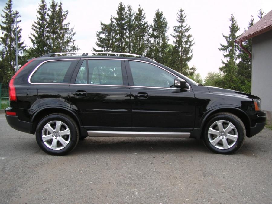 Melns Volvo XC90 2010 Rīga, ar dzinēja tilpumu 2.50 L un nobraukumu 252 tūkst. km par 10750 €, foto 24 vietnē AUTOMOTO.COM.LV