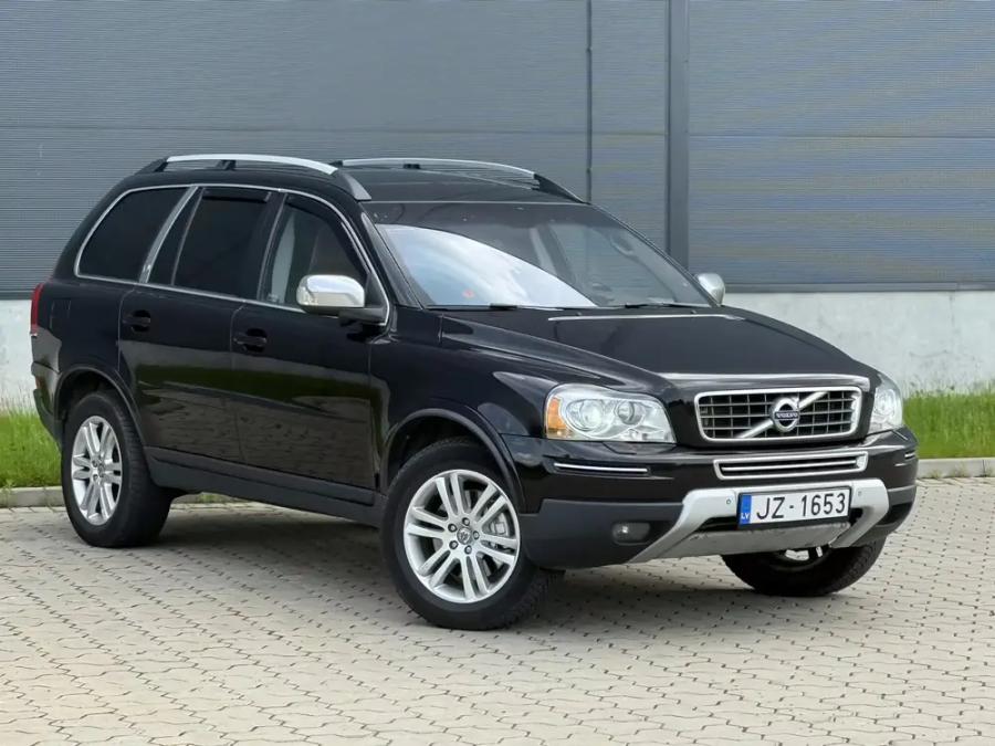 Melns Volvo XC90 2010 Rīga, ar dzinēja tilpumu 2.40 L un nobraukumu 297 tūkst. km par 7100 €, foto 3 vietnē AUTOMOTO.COM.LV
