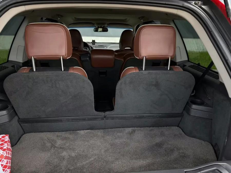 Melns Volvo XC90 2010 Rīga, ar dzinēja tilpumu 2.40 L un nobraukumu 297 tūkst. km par 7100 €, foto 15 vietnē AUTOMOTO.COM.LV