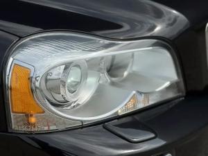 Melns Volvo XC90 2010 Rīga, ar dzinēja tilpumu 2.40 L un nobraukumu 297 tūkst. km par 7100 €, foto 35 vietnē AUTOMOTO.COM.LV