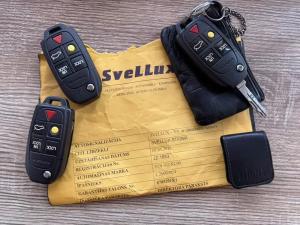 Melns Volvo XC90 2010 Rīga, ar dzinēja tilpumu 2.40 L un nobraukumu 297 tūkst. km par 7100 €, foto 38 vietnē AUTOMOTO.COM.LV
