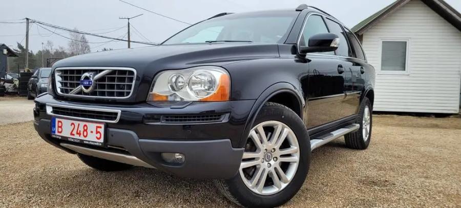 Melns Volvo XC90 2010 Rīga, ar dzinēja tilpumu 2.40 L un nobraukumu 238 tūkst. km par 10900 €, foto 1 vietnē AUTOMOTO.COM.LV