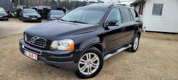 Melns Volvo XC90 2010 Rīga, ar dzinēja tilpumu 2.40 L un nobraukumu 238 tūkst. km par 10900 €, foto 4 vietnē AUTOMOTO.COM.LV