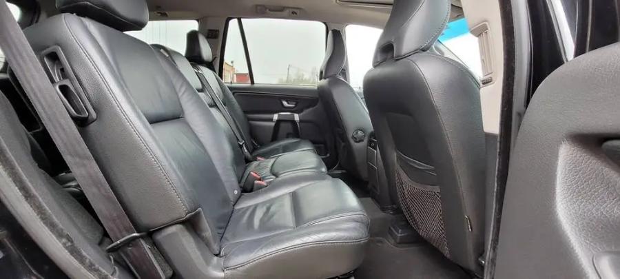 Melns Volvo XC90 2010 Rīga, ar dzinēja tilpumu 2.40 L un nobraukumu 238 tūkst. km par 10900 €, foto 15 vietnē AUTOMOTO.COM.LV