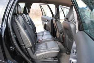 Black Volvo XC90 2010 in Riga, with an engine capacity of 2.40 L and mileage of 247 thousand km for 9690 €, photo 11 on AUTOMOTO.COM.LV