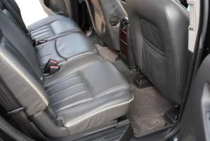 Black Volvo XC90 2010 in Riga, with an engine capacity of 2.40 L and mileage of 247 thousand km for 9690 €, photo 12 on AUTOMOTO.COM.LV