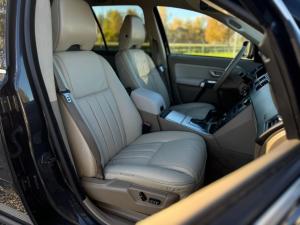 Black Volvo XC90 2010 in Riga, with an engine capacity of 2.40 L and mileage of 243 thousand km for 10500 €, photo 30 on AUTOMOTO.COM.LV