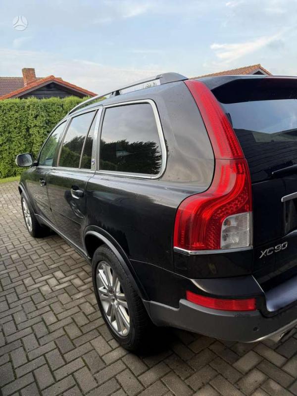 Melns Volvo XC90 2010 Elektrėnai, ar dzinēja tilpumu 2.40 L un nobraukumu 277 tūkst. km par 9700 €, foto 7 vietnē AUTOMOTO.COM.LV
