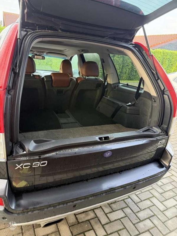 Melns Volvo XC90 2010 Elektrėnai, ar dzinēja tilpumu 2.40 L un nobraukumu 277 tūkst. km par 9700 €, foto 9 vietnē AUTOMOTO.COM.LV