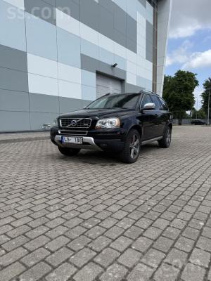 Black Volvo XC90 2010 in Dobele, with an engine capacity of 2.40 L and mileage of 303 thousand km for 8500 €, photo  on AUTOMOTO.COM.LV