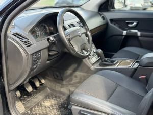 Melns Volvo XC90 2010 Rīga, ar dzinēja tilpumu 2.40 L un nobraukumu 312 tūkst. km par 8490 €, foto 10 vietnē AUTOMOTO.COM.LV