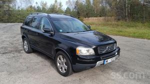 Black Volvo XC90 2010 in Daugavpils, with an engine capacity of 2.40 L and mileage of 237 thousand km for 8900 €, photo 8 on AUTOMOTO.COM.LV
