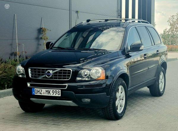 Melns Volvo XC90 2010 Viļņa, ar dzinēja tilpumu 2.40 L un nobraukumu 270 tūkst. km par 9500 €, foto 2 vietnē AUTOMOTO.COM.LV