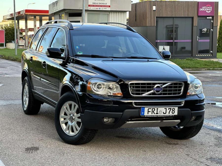 Melns Volvo XC90 2010 Jonava, ar dzinēja tilpumu 2.40 L un nobraukumu 390 tūkst. km par 7850 €, foto 16 vietnē AUTOMOTO.COM.LV
