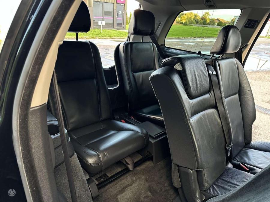 Melns Volvo XC90 2010 Jonava, ar dzinēja tilpumu 2.40 L un nobraukumu 390 tūkst. km par 7850 €, foto 33 vietnē AUTOMOTO.COM.LV