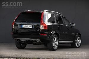 Melns Volvo XC90 2010 Jelgava, ar dzinēja tilpumu 2.40 L un nobraukumu 315 tūkst. km par 8000 €, foto 7 vietnē AUTOMOTO.COM.LV