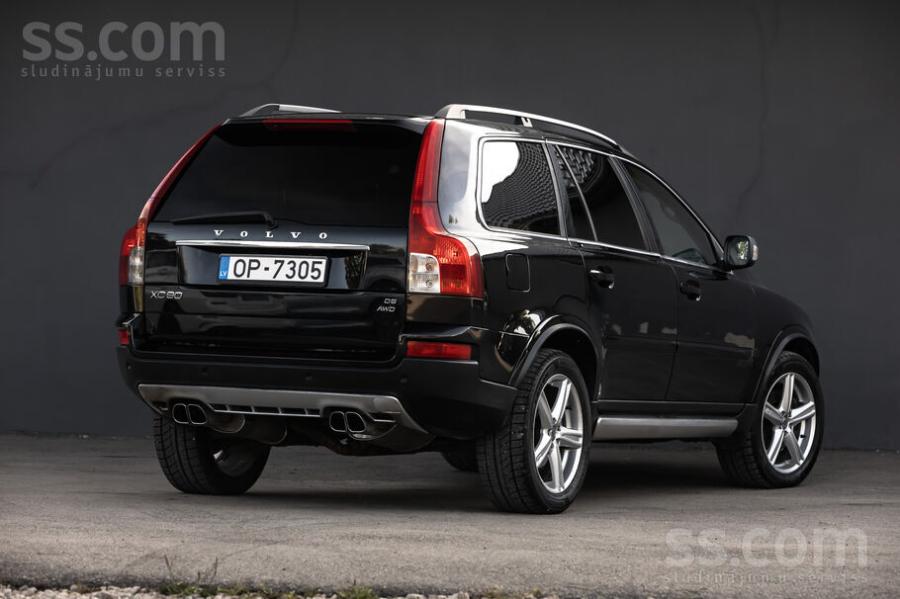 Melns Volvo XC90 2010 Jelgava, ar dzinēja tilpumu 2.40 L un nobraukumu 315 tūkst. km par 8000 €, foto 7 vietnē AUTOMOTO.COM.LV