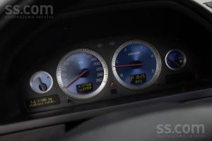 Melns Volvo XC90 2010 Jelgava, ar dzinēja tilpumu 2.40 L un nobraukumu 315 tūkst. km par 8000 €, foto 17 vietnē AUTOMOTO.COM.LV
