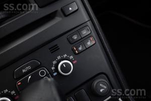 Melns Volvo XC90 2010 Jelgava, ar dzinēja tilpumu 2.40 L un nobraukumu 315 tūkst. km par 8000 €, foto 19 vietnē AUTOMOTO.COM.LV