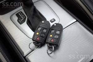Melns Volvo XC90 2010 Jelgava, ar dzinēja tilpumu 2.40 L un nobraukumu 315 tūkst. km par 8000 €, foto 24 vietnē AUTOMOTO.COM.LV