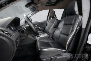 Melns Volvo XC90 2010 Jelgava, ar dzinēja tilpumu 2.40 L un nobraukumu 315 tūkst. km par 8000 €, foto 27 vietnē AUTOMOTO.COM.LV