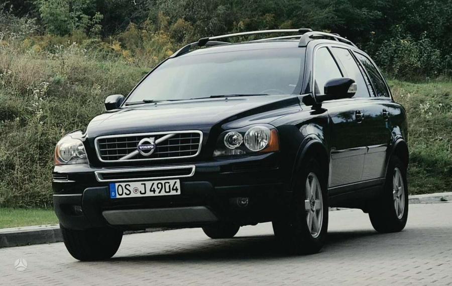 Black Volvo XC90 2010 in Vilnius, with an engine capacity of 2.40 L and mileage of 270 thousand km for 9499 €, photo 9 on AUTOMOTO.COM.LV