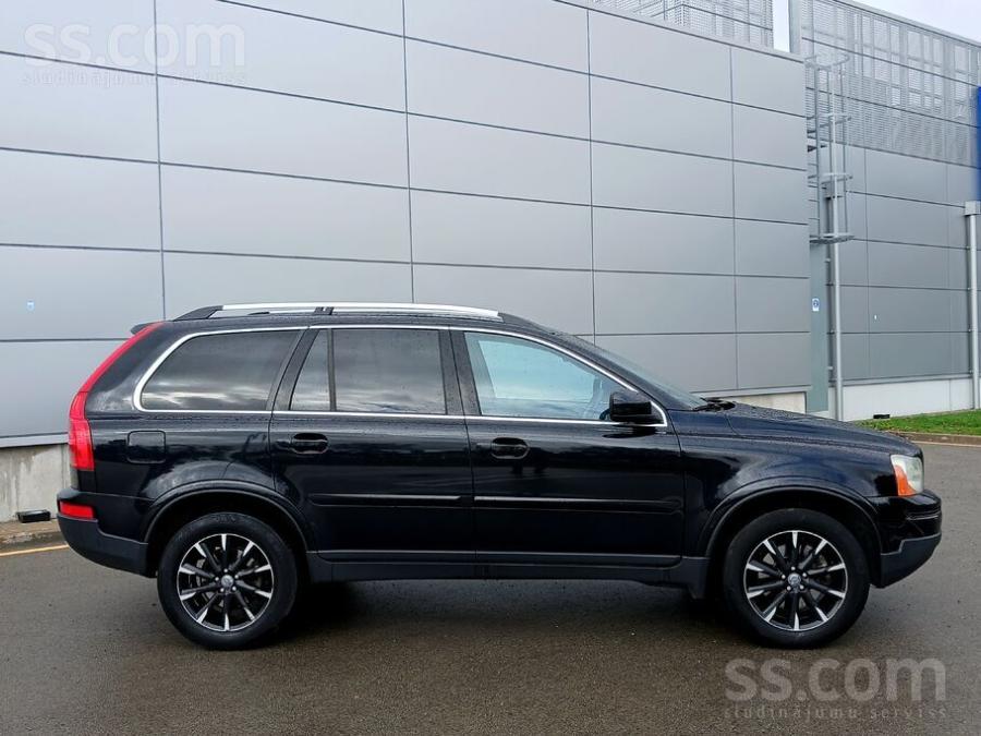 Melns Volvo XC90 2010 Rīga, ar dzinēja tilpumu 2.40 L un nobraukumu 0 tūkst. km par 5450 €, foto 3 vietnē AUTOMOTO.COM.LV