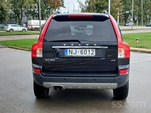 Melns Volvo XC90 2010 Rīga, ar dzinēja tilpumu 2.40 L un nobraukumu 0 tūkst. km par 5450 €, foto 5 vietnē AUTOMOTO.COM.LV