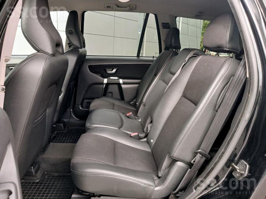 Melns Volvo XC90 2010 Rīga, ar dzinēja tilpumu 2.40 L un nobraukumu 0 tūkst. km par 5450 €, foto 12 vietnē AUTOMOTO.COM.LV