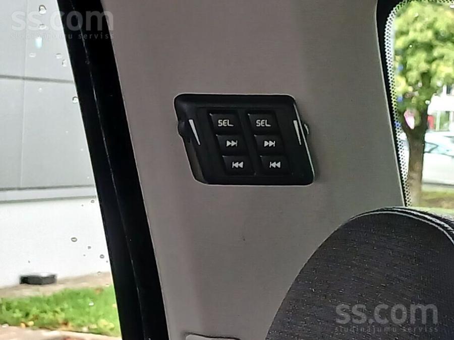 Melns Volvo XC90 2010 Rīga, ar dzinēja tilpumu 2.40 L un nobraukumu 0 tūkst. km par 5450 €, foto 13 vietnē AUTOMOTO.COM.LV