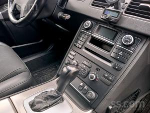 Melns Volvo XC90 2010 Rīga, ar dzinēja tilpumu 2.40 L un nobraukumu 0 tūkst. km par 5450 €, foto 16 vietnē AUTOMOTO.COM.LV