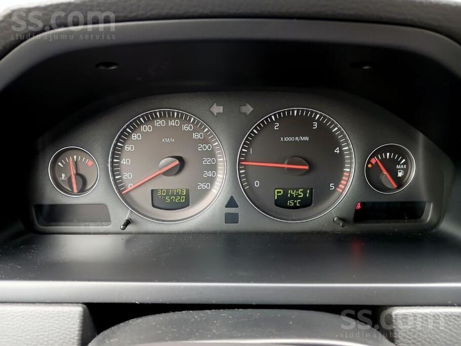 Melns Volvo XC90 2010 Rīga, ar dzinēja tilpumu 2.40 L un nobraukumu 0 tūkst. km par 5450 €, foto 19 vietnē AUTOMOTO.COM.LV