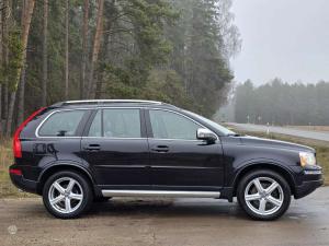 Melns Volvo XC90 2011 Viļņa, ar dzinēja tilpumu 2.40 L un nobraukumu 286 tūkst. km par 10350 €, foto 5 vietnē AUTOMOTO.COM.LV