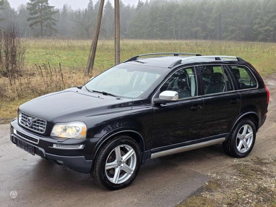 Melns Volvo XC90 2011 Viļņa, ar dzinēja tilpumu 2.40 L un nobraukumu 286 tūkst. km par 10350 €, foto 13 vietnē AUTOMOTO.COM.LV