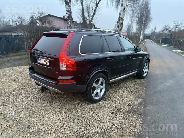 Melns Volvo XC90 2011 Rīga, ar dzinēja tilpumu 3.20 L un nobraukumu 342 tūkst. km par 9750 €, foto 3 vietnē AUTOMOTO.COM.LV